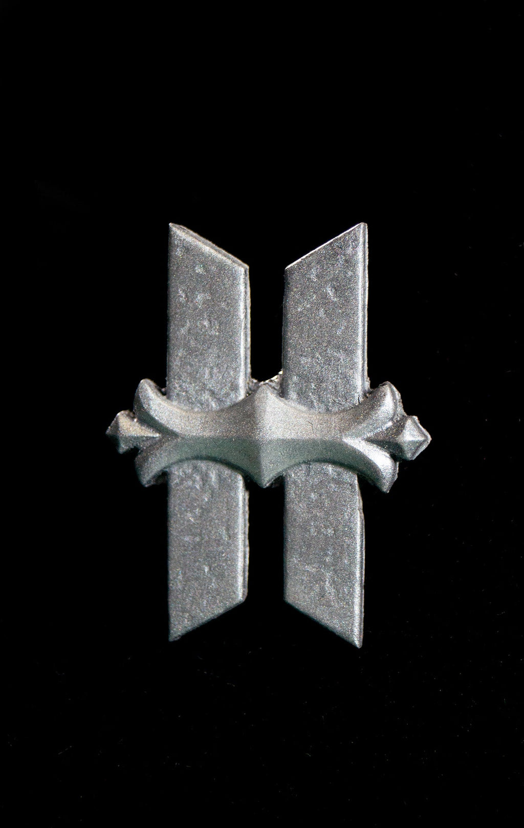 Clive Rosfield Cape Pin DangerousLadies