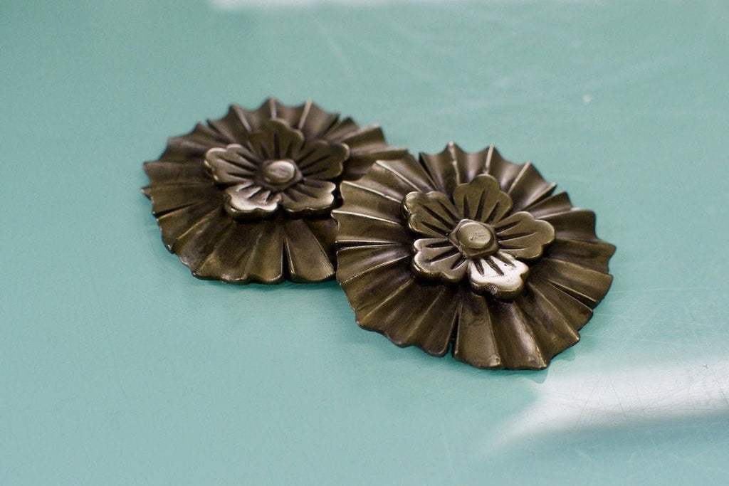 RE8 Witches' Flower Brooches DangerousLadies